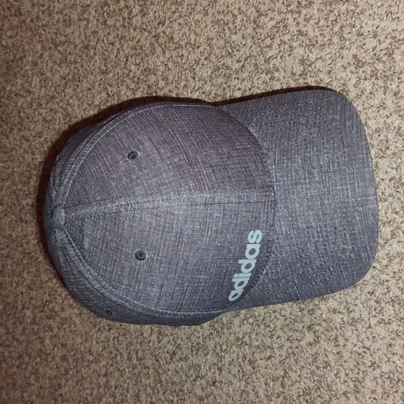 adidas | Accessories | Adidas Climacool Flexfit Embroidered Jacaranda Golf Club Gray Fitted Cap ...